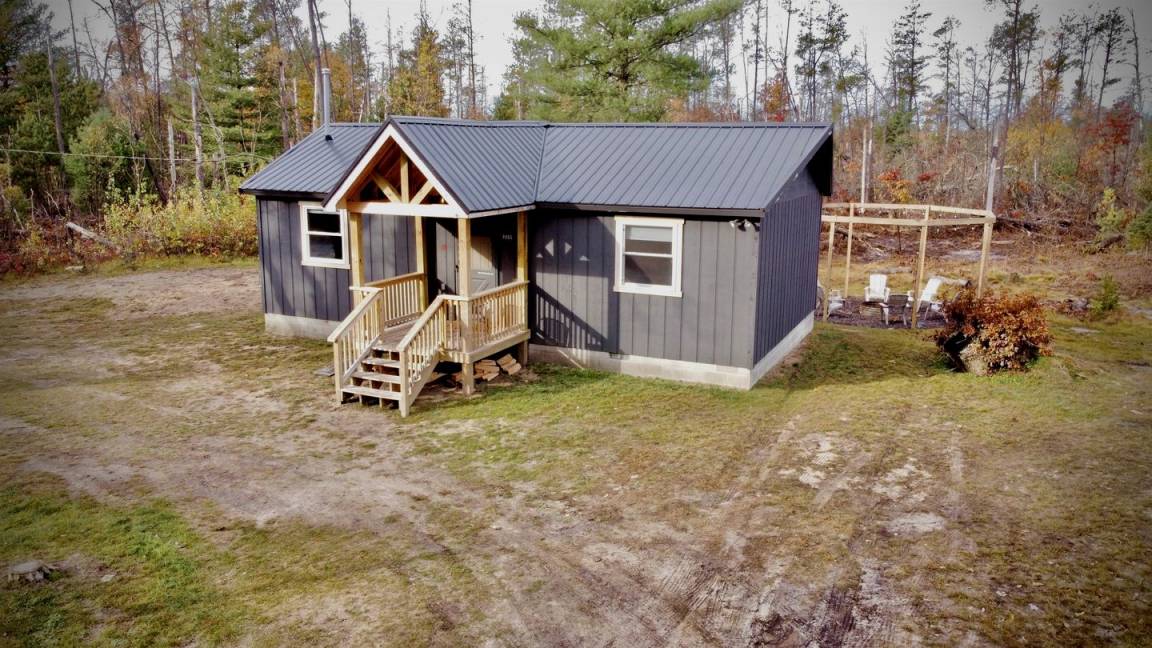 Casa ∙ 3 Habitaciones ∙ 6 Huéspedes - Baldwin, MI