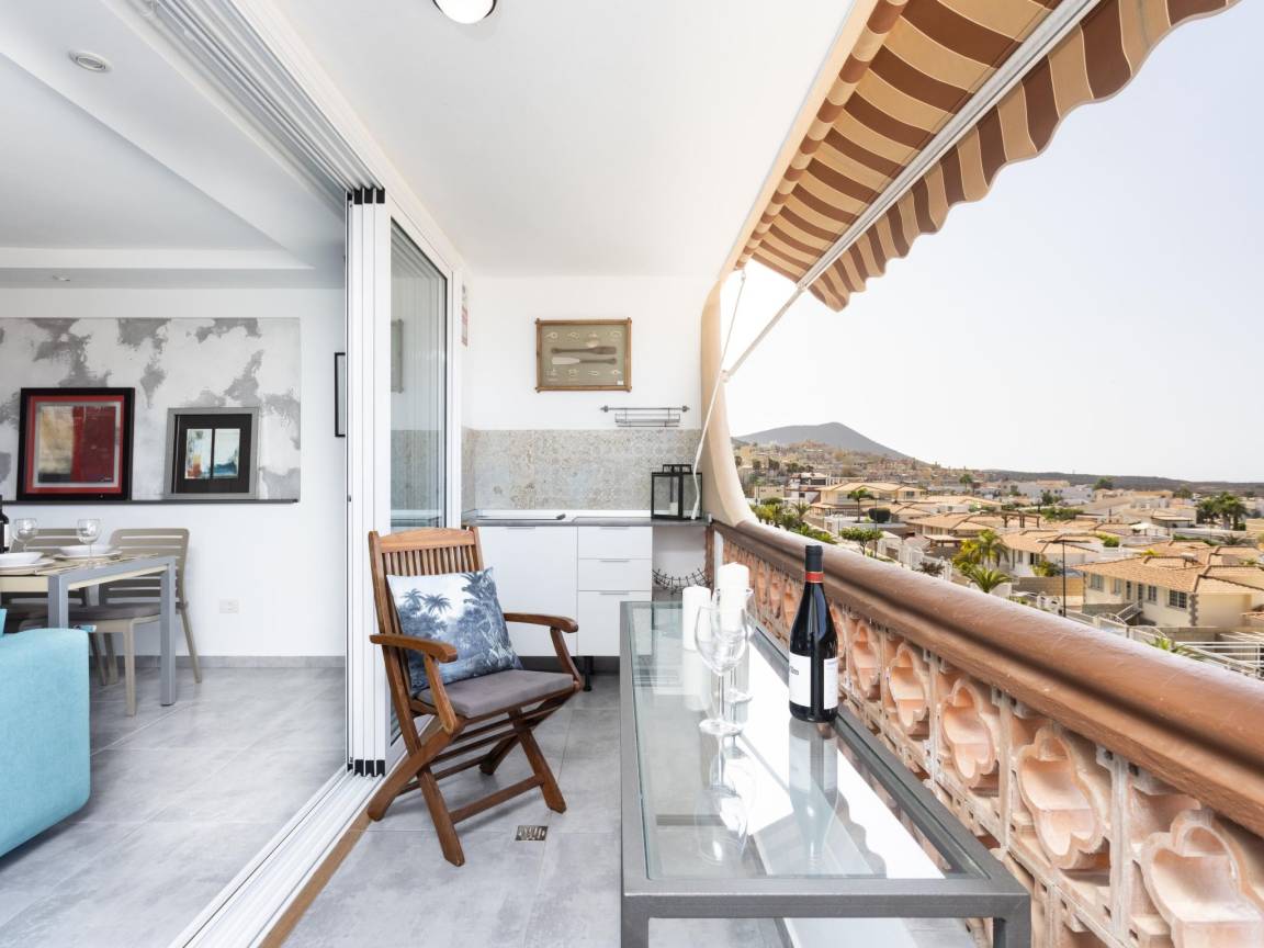 60 M² Apartment ∙ 2 Bedrooms ∙ 6 Guests - Los Cristianos