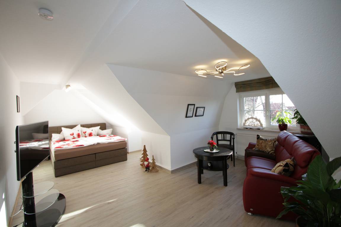 90 M² Ferienwohnung ∙ 2 Schlafzimmer ∙ 8 Gäste - Nordhausen
