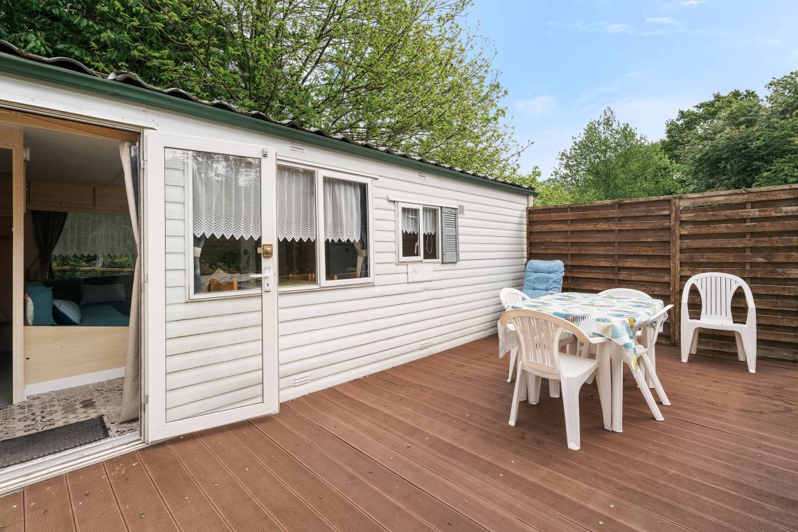 28 M² Camping ∙ 2 Chambres ∙ 4 Personnes - Ploubalay