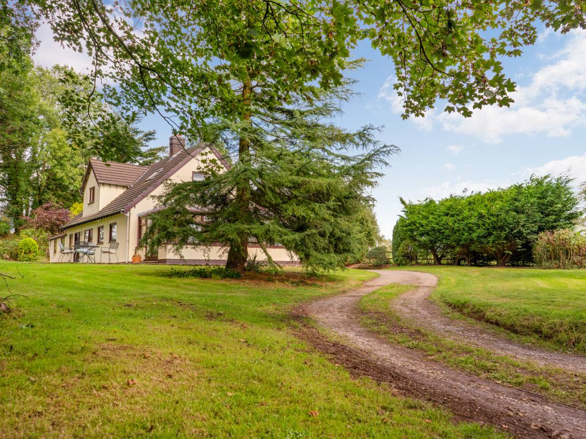 Cottage ∙ 4 Bedrooms ∙ 8 Guests - Pembrokeshire