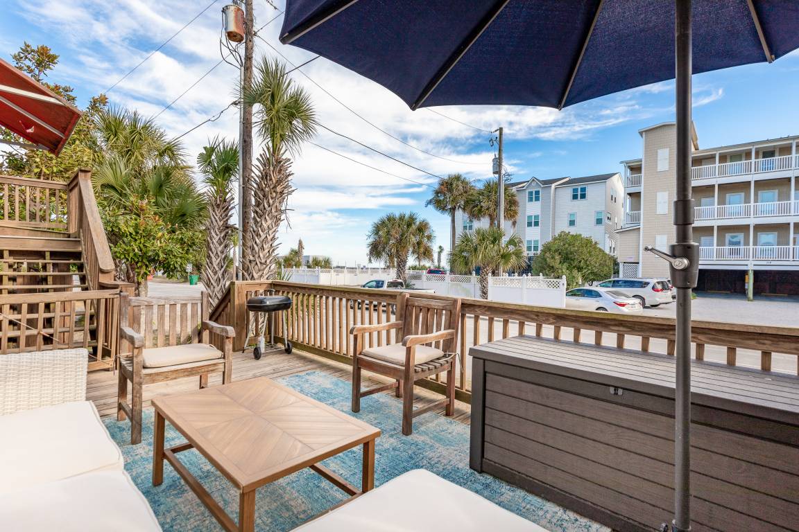 Villa ∙ 2 Bedrooms ∙ 5 Guests - Folly Beach, SC