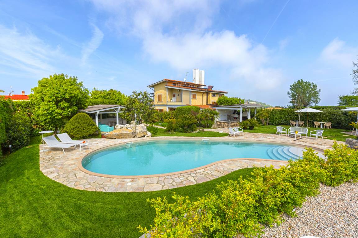 120 M² Villa ∙ 4 Chambres ∙ 9 Personnes - Piano di Sorrento