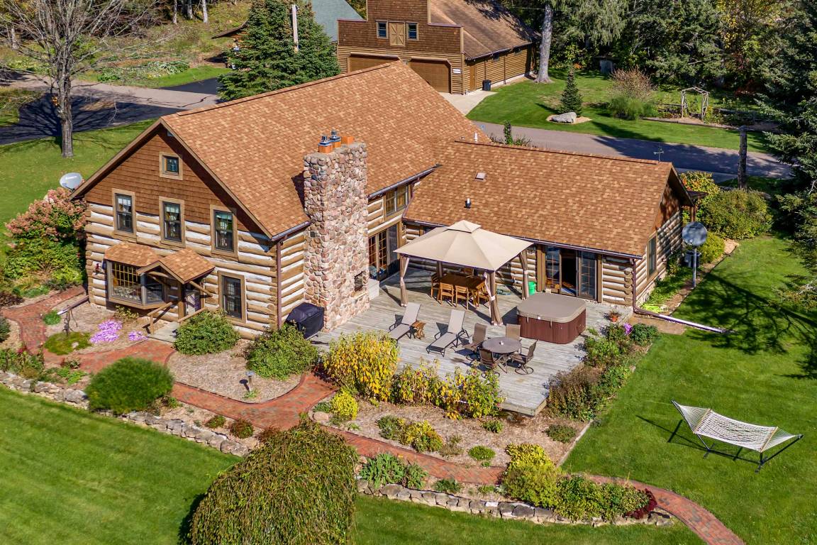 278 M² House ∙ 3 Bedrooms ∙ 12 Guests - Peninsula, MI