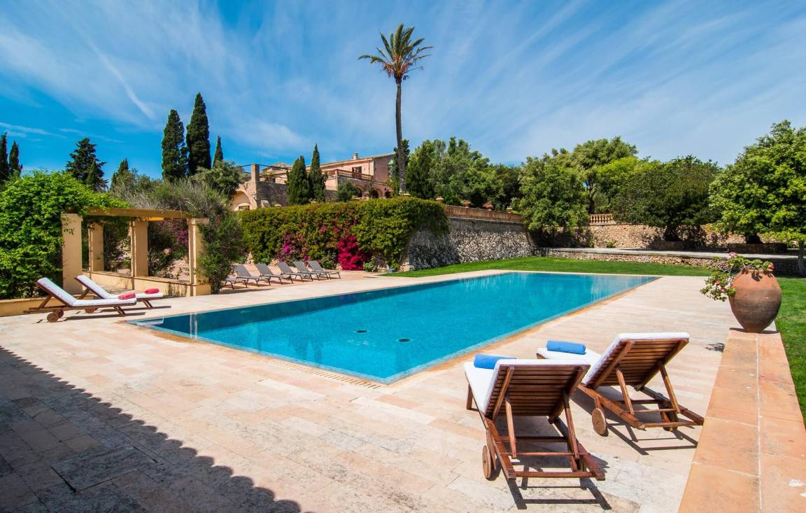 2000 M² House ∙ 8 Bedrooms ∙ 16 Guests - Mallorca