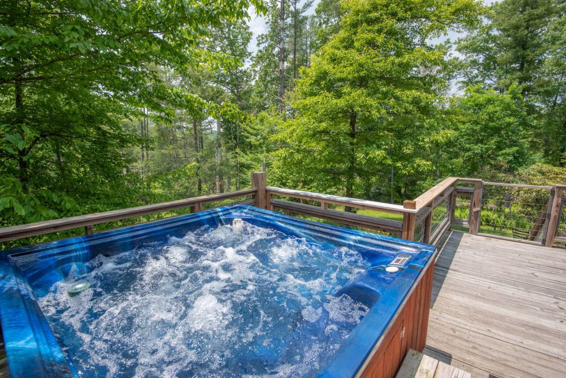 Cabin ∙ 1 Bedroom ∙ 4 Guests - West Jefferson, NC