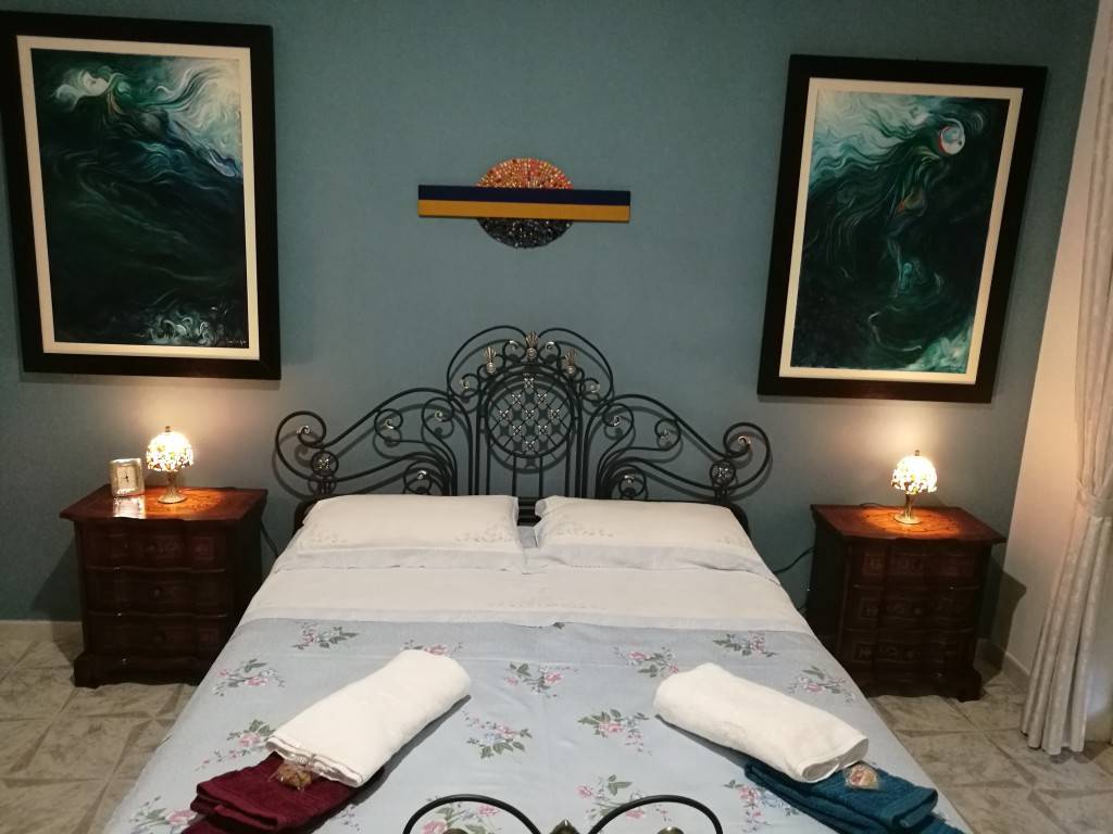 98 M² Appartamento Vacanza ∙ 1 Camera Da Letto ∙ 5 Ospiti - Siracusa