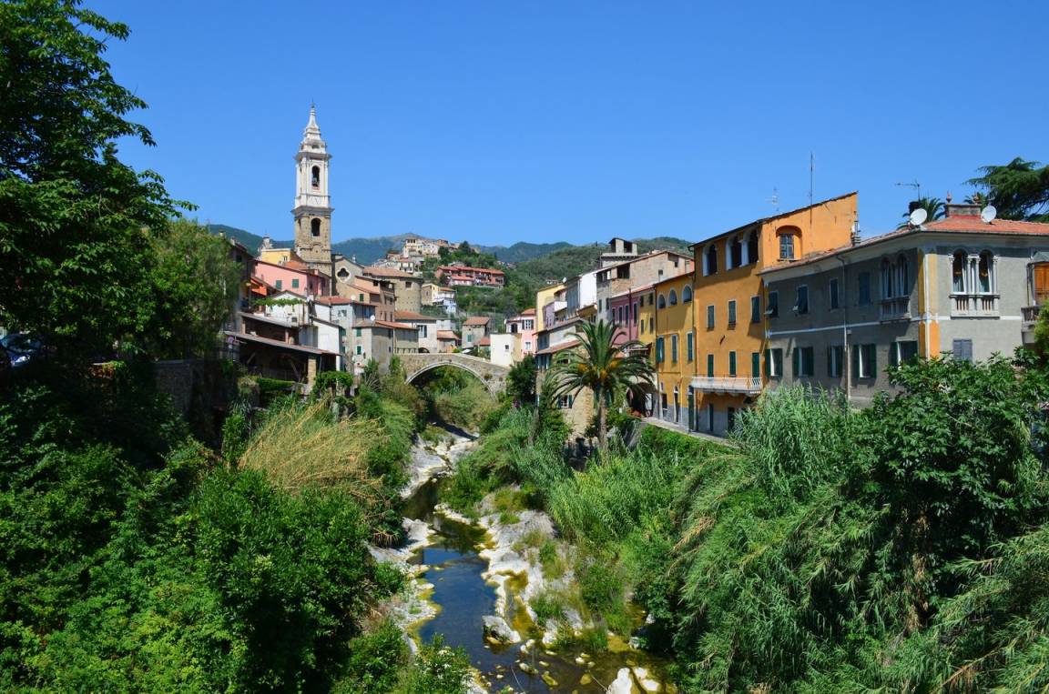 69 M² Appartamento ∙ 2 Camere Da Letto ∙ 6 Ospiti - Dolcedo