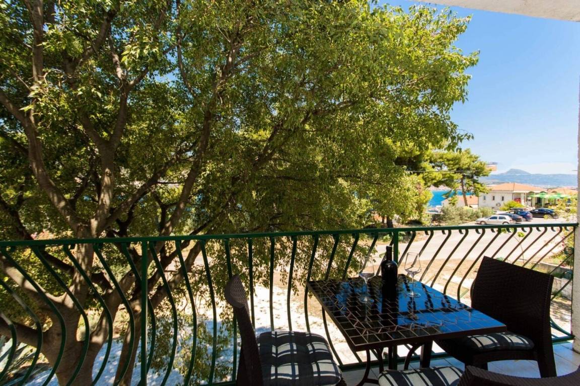 45 M² Apartment ∙ 2 Bedrooms ∙ 4 Guests - Okrug Gornji