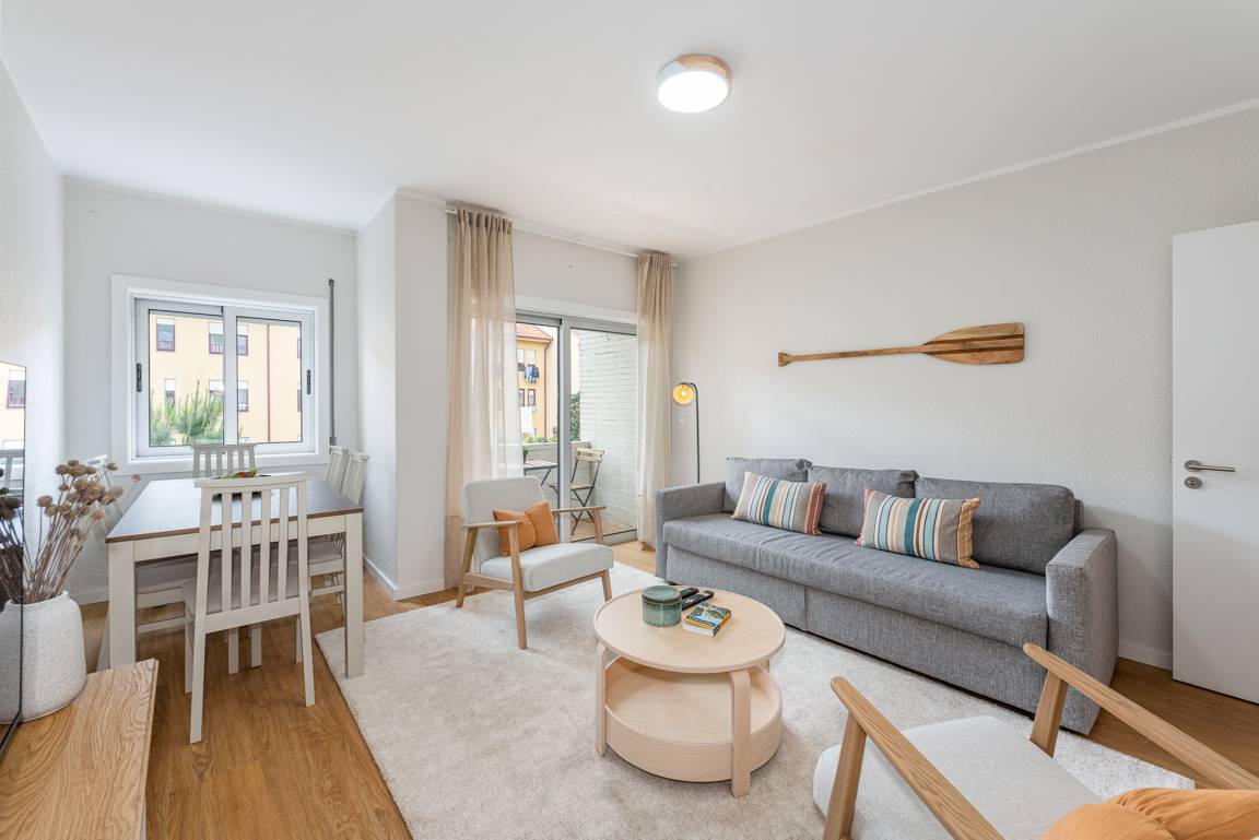 110 M² Apartment ∙ 3 Bedrooms ∙ 6 Guests - Porto