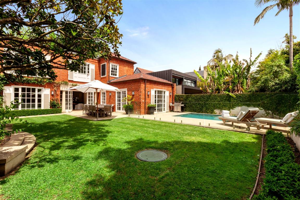 441 M² House ∙ 4 Bedrooms ∙ 7 Guests - Ivanhoe