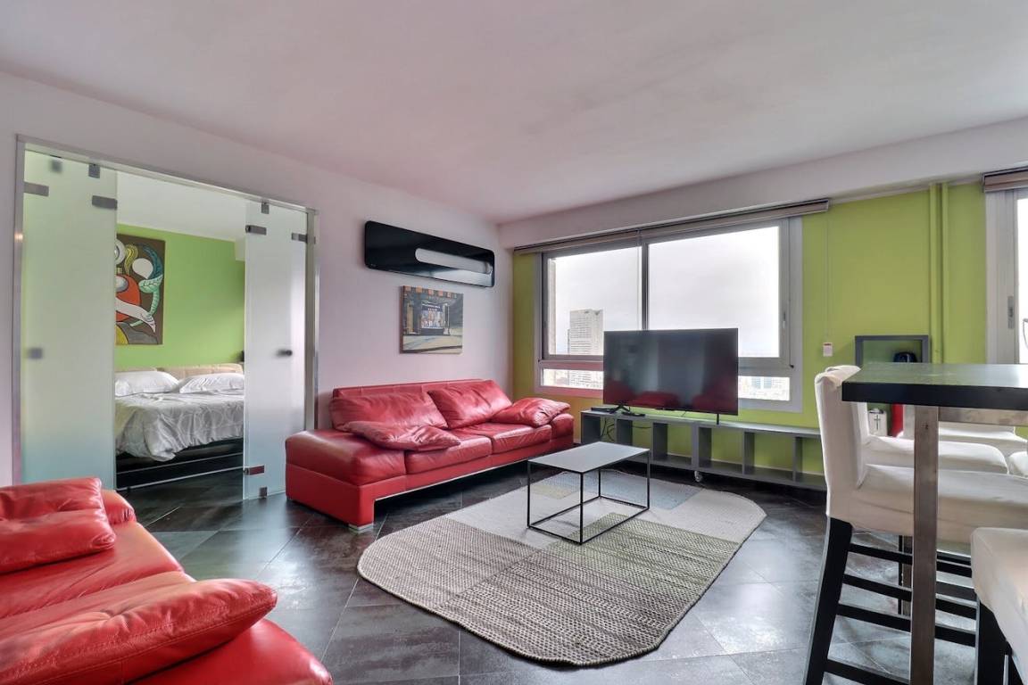 82 M² Appartement ∙ 1 Chambre ∙ 4 Personnes - Courbevoie