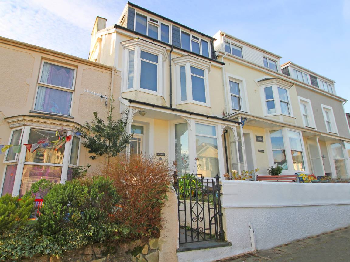 Cottage ∙ 4 Bedrooms ∙ 8 Guests - Porthmadog