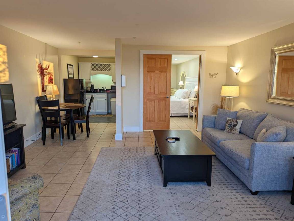 53 M² Apartment ∙ 1 Bedroom ∙ 4 Guests - Damariscotta, ME