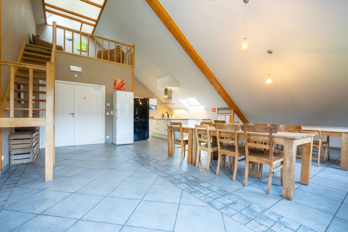 450 M² Villa ∙ 7 Bedrooms ∙ 18 Guests - Belgium