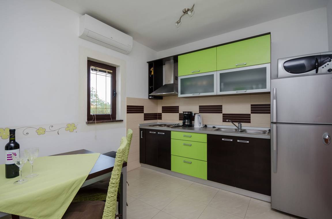 60 M² Ferienwohnung ∙ 2 Schlafzimmer ∙ 5 Gäste - Lopar