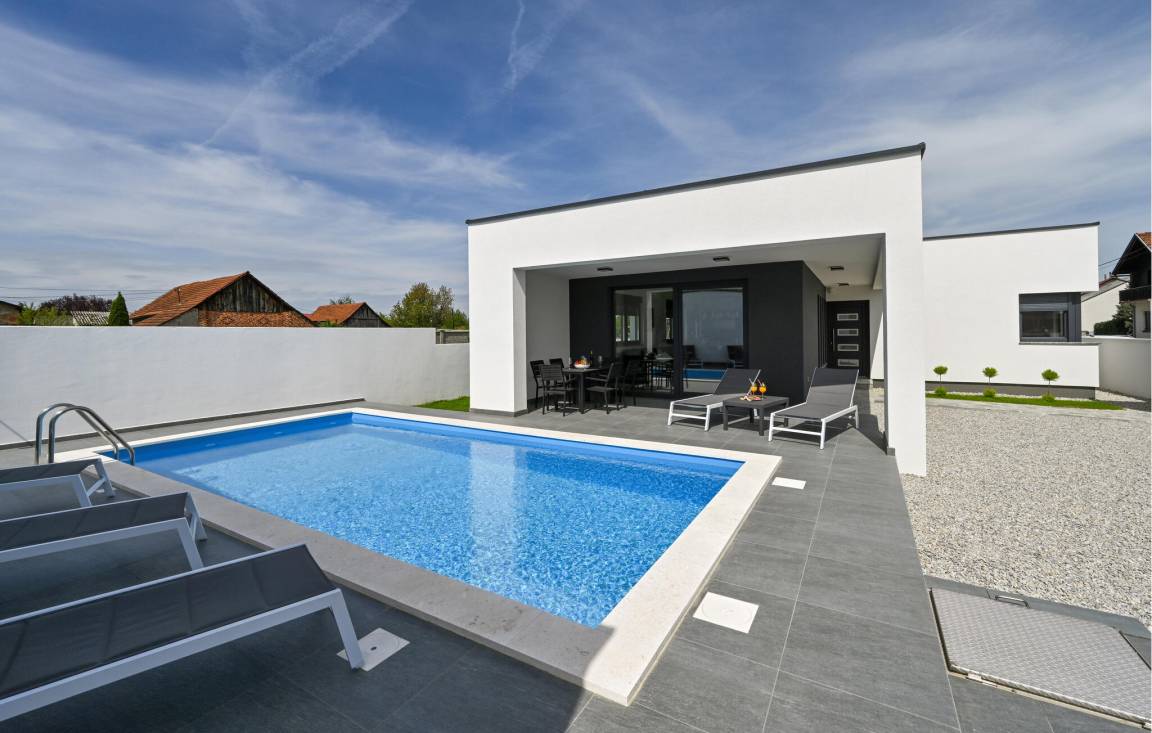 133 M² Ferienhaus ∙ 3 Schlafzimmer ∙ 6 Gäste - Varaždin