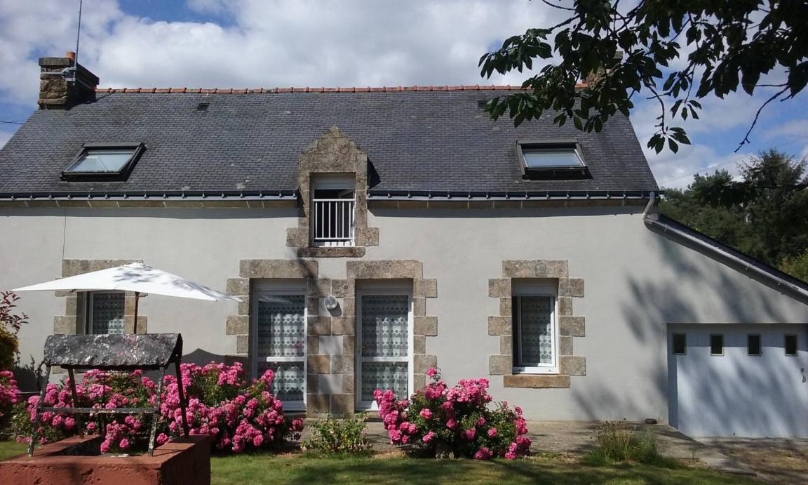 89 M² Gîte ∙ 4 Chambres ∙ 6 Personnes - Baud
