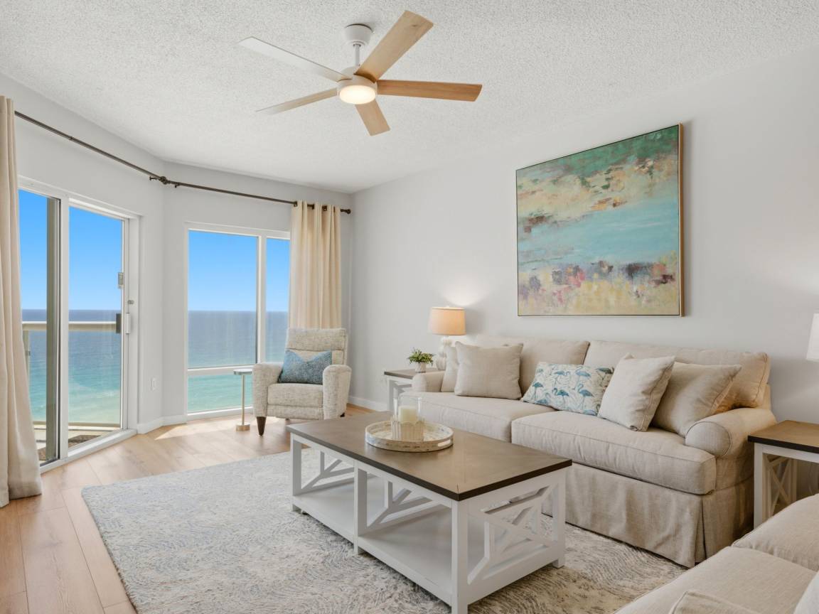 102 M² Condo ∙ 2 Bedrooms ∙ 6 Guests - Pensacola Beach, FL