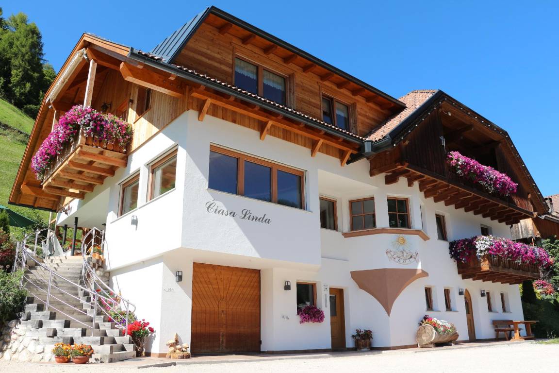 45 M² Ferienwohnung ∙ 1 Schlafzimmer ∙ 5 Gäste - Sankt Kassian