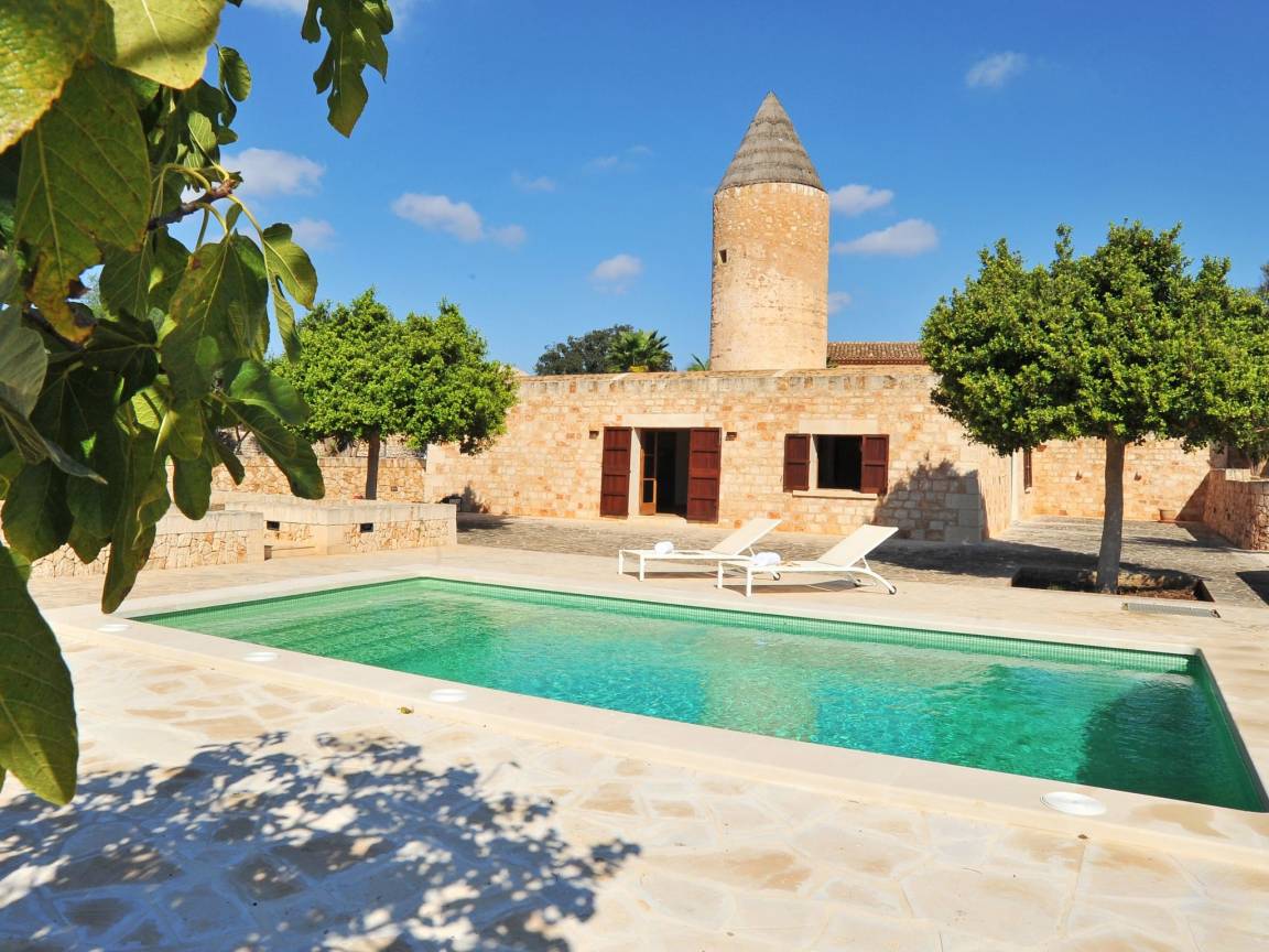 140 M² House ∙ 2 Bedrooms ∙ 4 Guests - Cala Santanyí