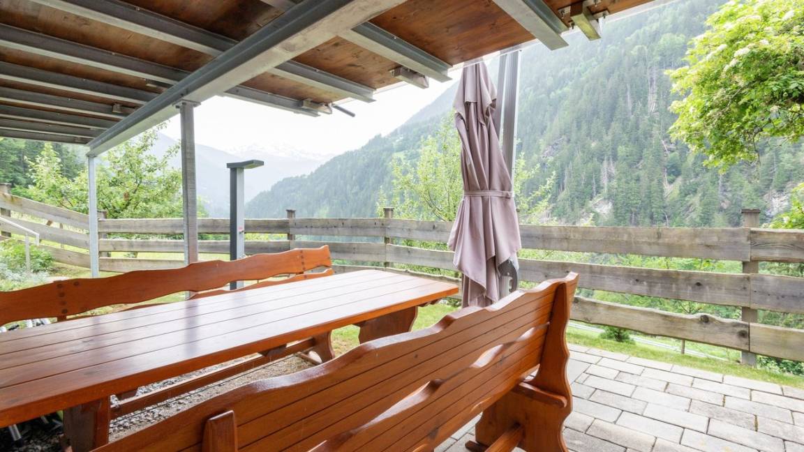 70 M² Ferienwohnung ∙ 2 Schlafzimmer ∙ 6 Gäste - Serfaus