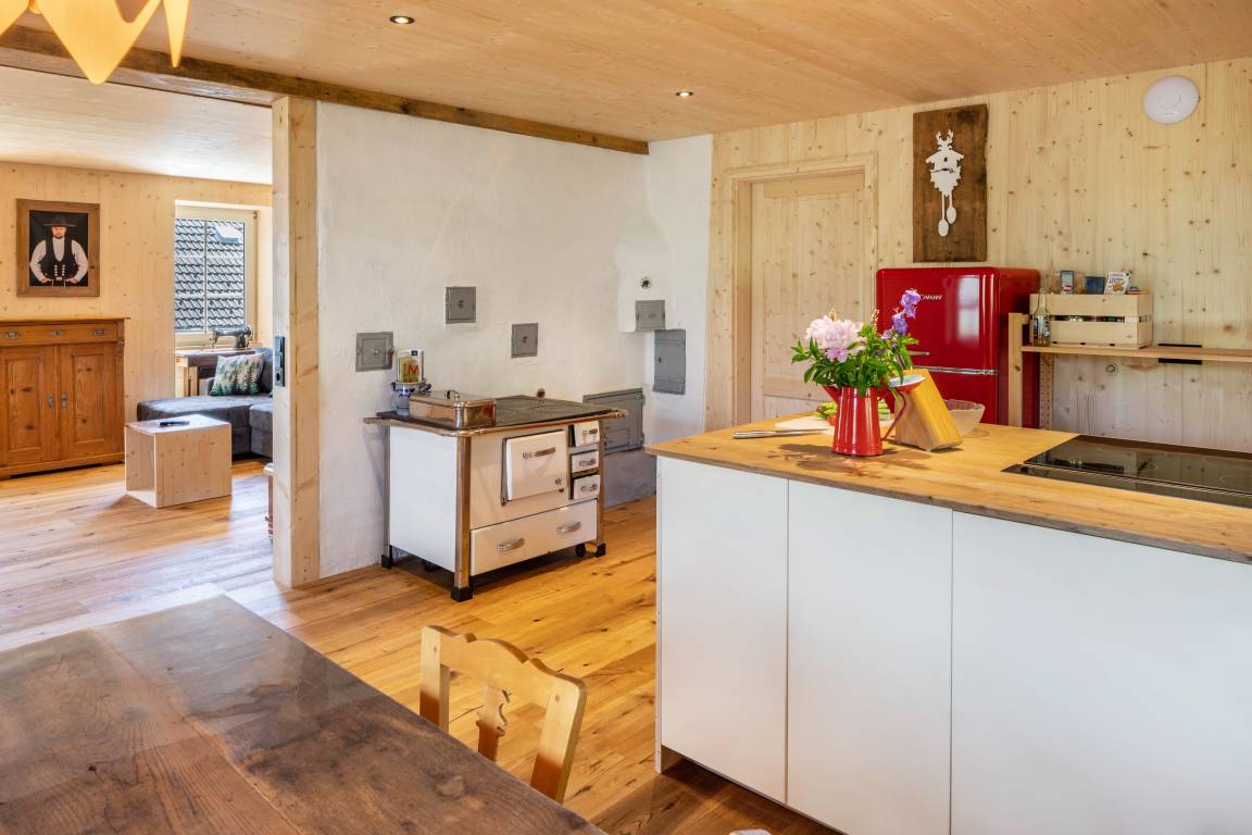 72 M² Ferienwohnung ∙ 1 Schlafzimmer ∙ 6 Gäste - Münstertal/Schwarzwald