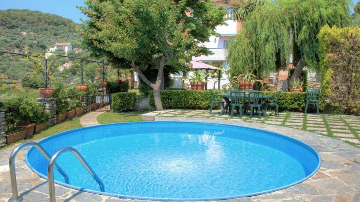 133 M² Apartamento ∙ 2 Habitaciones ∙ 6 Huéspedes - Diano Marina