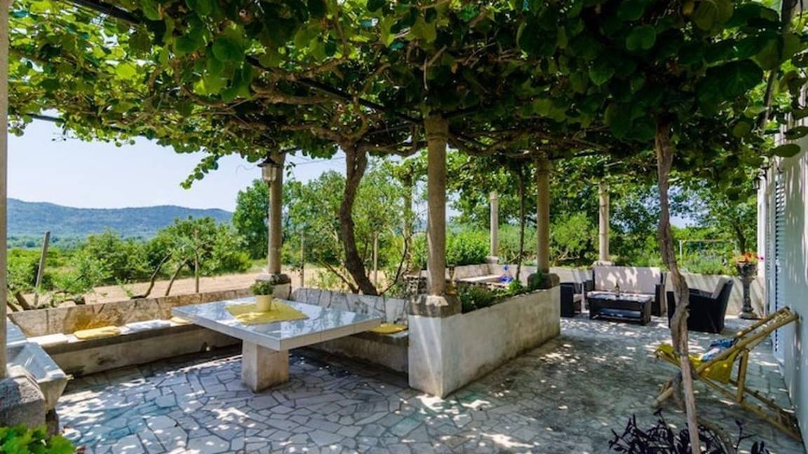 120 M² House ∙ 2 Bedrooms ∙ 4 Guests - Cavtat