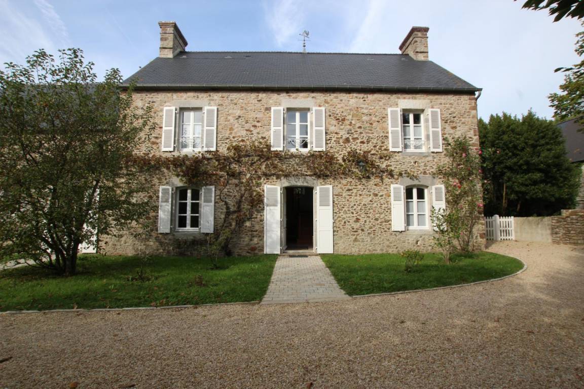 217 M² Gîte ∙ 5 Chambres ∙ 10 Personnes - Pirou
