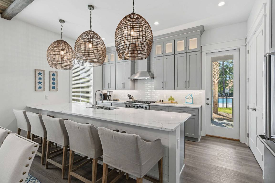 320 M² House ∙ 4 Bedrooms ∙ 10 Guests - Miramar Beach, FL