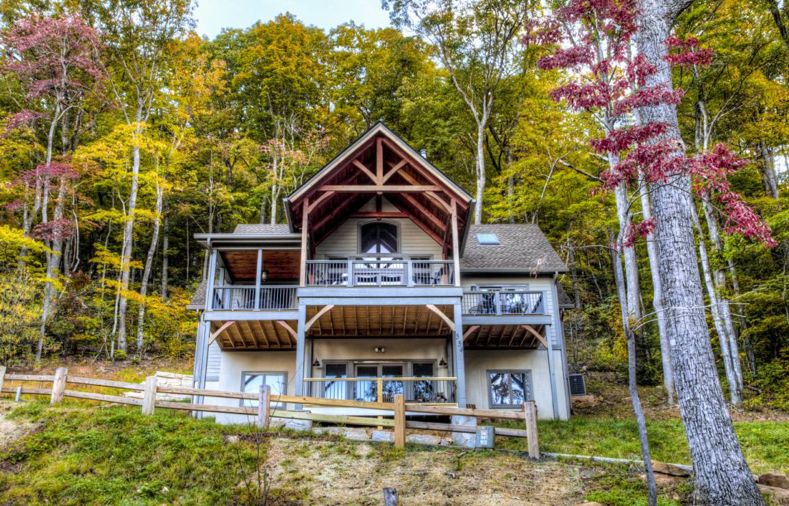 108 M² House ∙ 5 Bedrooms ∙ 14 Guests - Mount Mitchell State Park, Burnsville