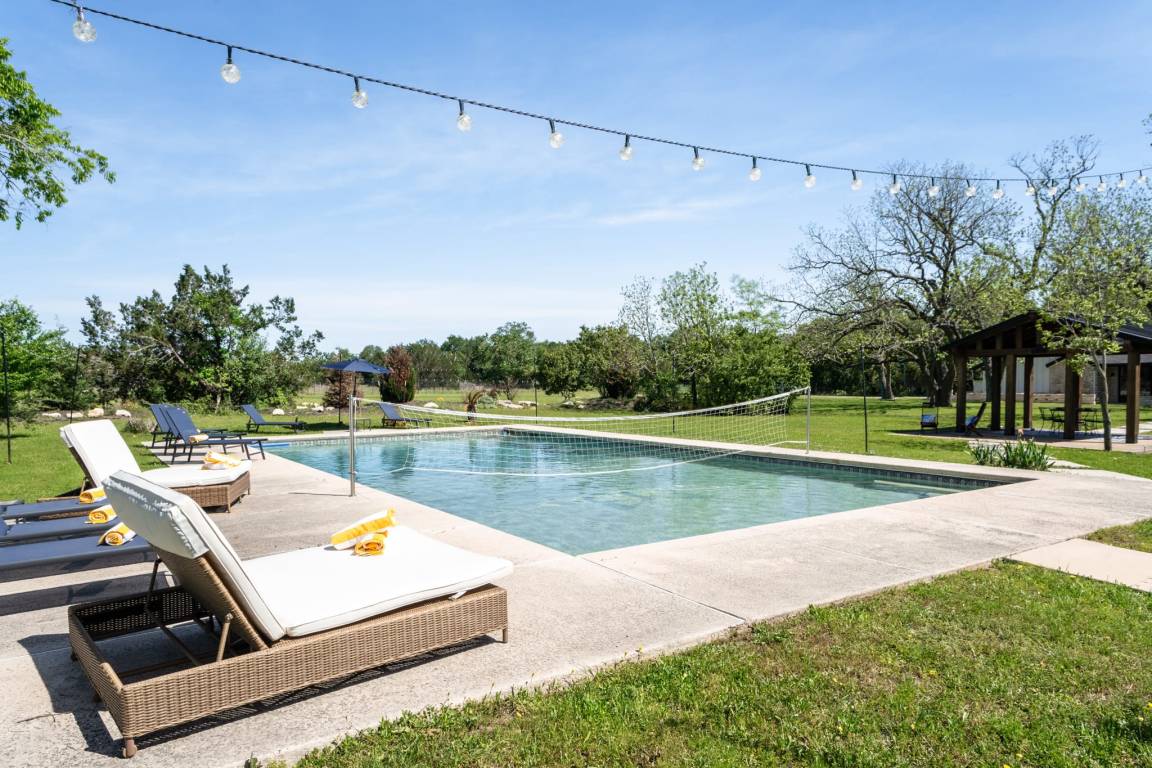 305 M² House ∙ 4 Bedrooms ∙ 9 Guests - Austin, TX
