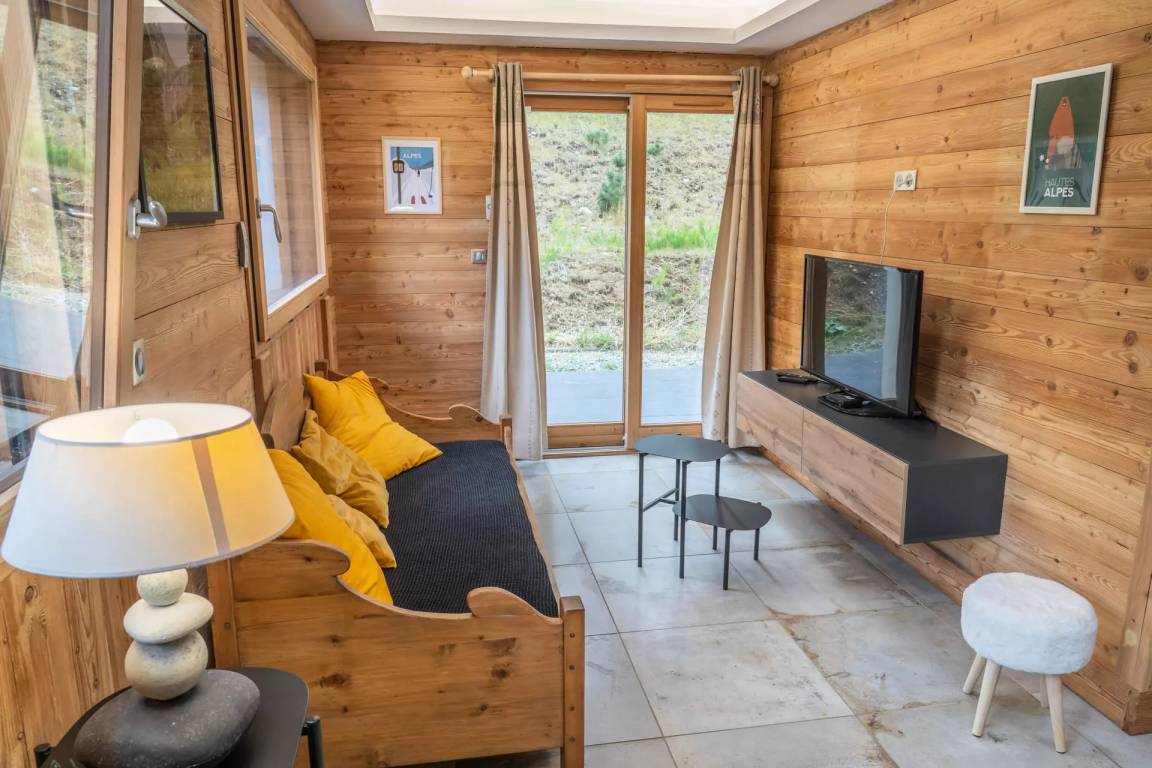 52 M² Chalet ∙ 2 Bedrooms ∙ 6 Guests - Embrun