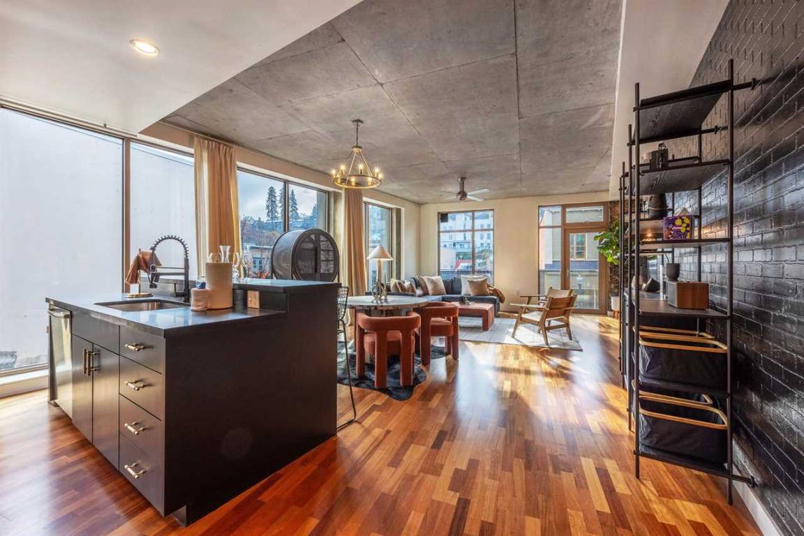109 M² Condo ∙ 1 Bedroom ∙ 4 Guests - Hood River, OR