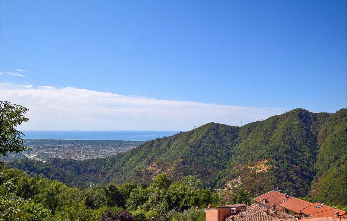130 M² Maisonette ∙ 5 Bedrooms ∙ 8 Guests - Forte dei Marmi