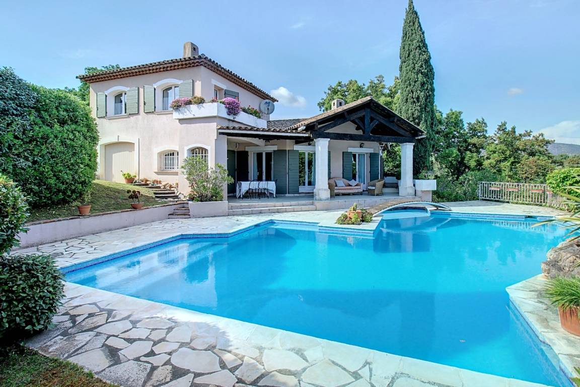 Villa ∙ 4 Bedrooms ∙ 8 Guests - Agay