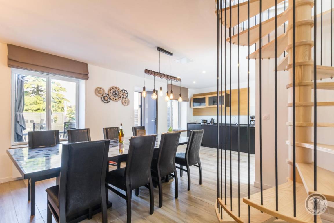 84 M² Gîte ∙ 2 Chambres ∙ 4 Personnes - Carolles