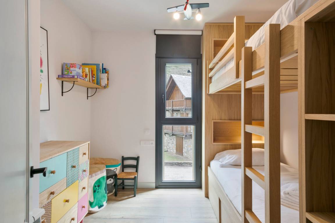 105 M² Apartamento ∙ 4 Habitaciones ∙ 8 Huéspedes - Vielha