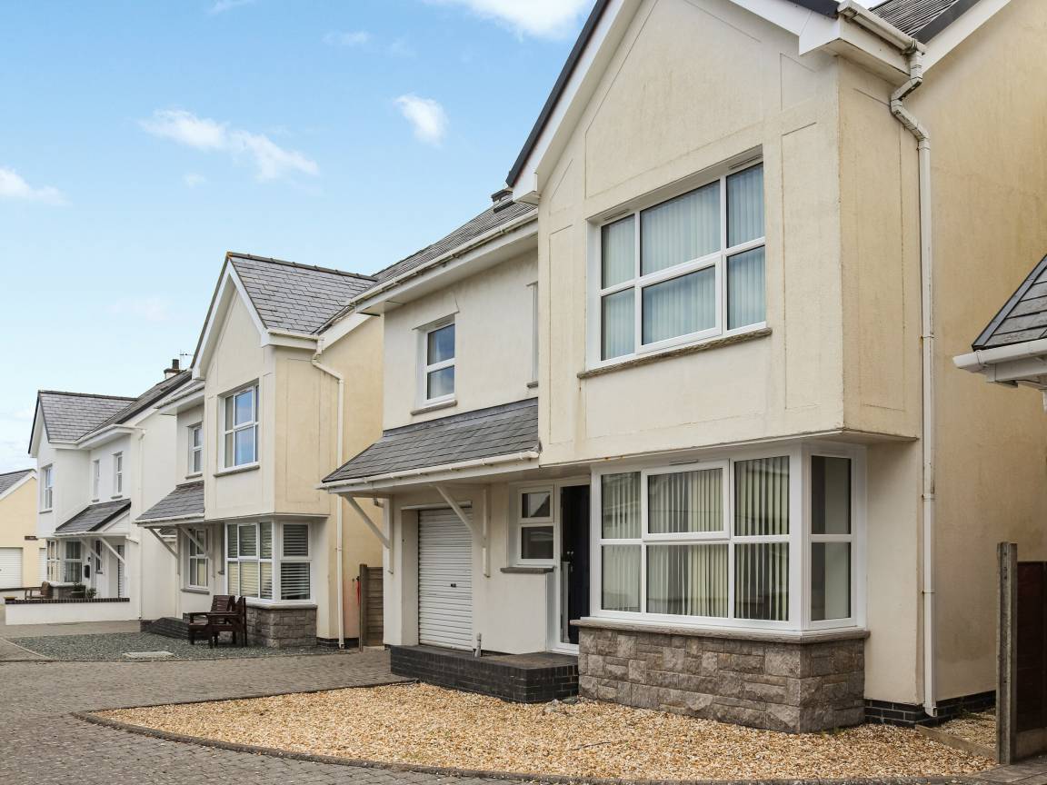 Cottage ∙ 4 Bedrooms ∙ 8 Guests - Trearddur Bay