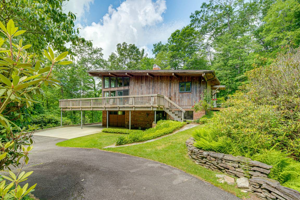 222 M² House ∙ 3 Bedrooms ∙ 8 Guests - Brevard, NC