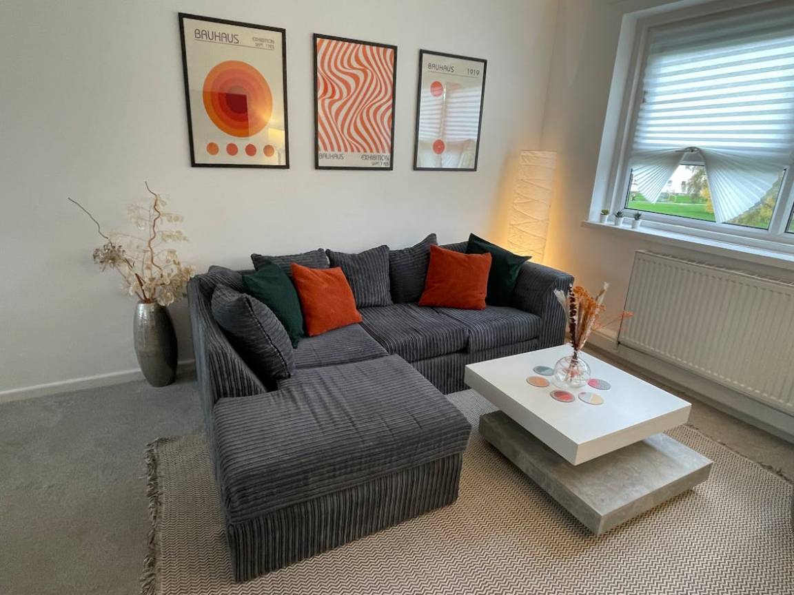 60 M² Apartment ∙ 2 Bedrooms ∙ 4 Guests - Loughborough