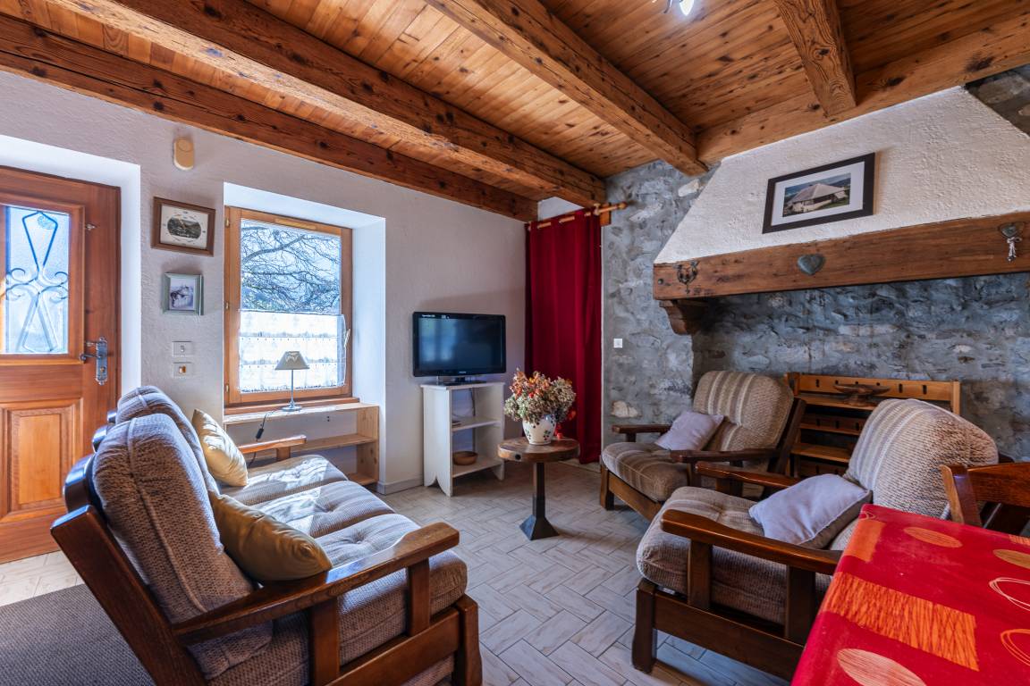 80 M² Casa Rural ∙ 3 Habitaciones ∙ 6 Huéspedes - Albertville