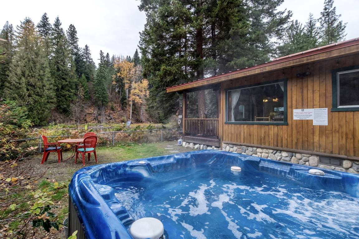 House ∙ 2 Bedrooms ∙ 4 Guests - Plain, WA