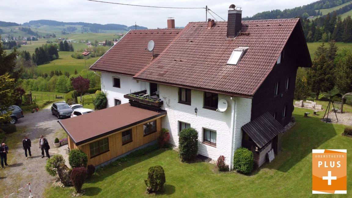 70 M² Ferienwohnung ∙ 2 Schlafzimmer ∙ 5 Gäste - Oberstaufen