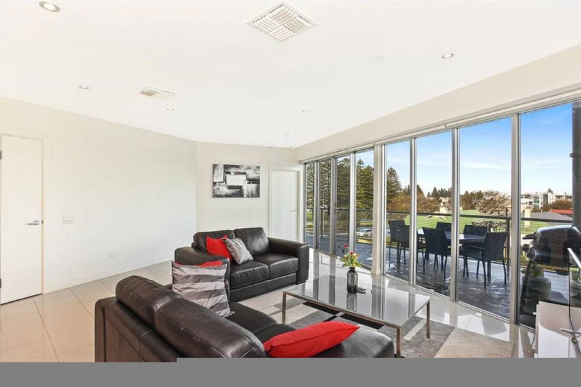 129 M² Apartment ∙ 3 Bedrooms ∙ 7 Guests - Victor Harbor