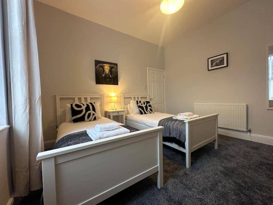 75 M² Appartement ∙ 2 Slaapkamers ∙ 3 Gasten - Newcastle upon Tyne
