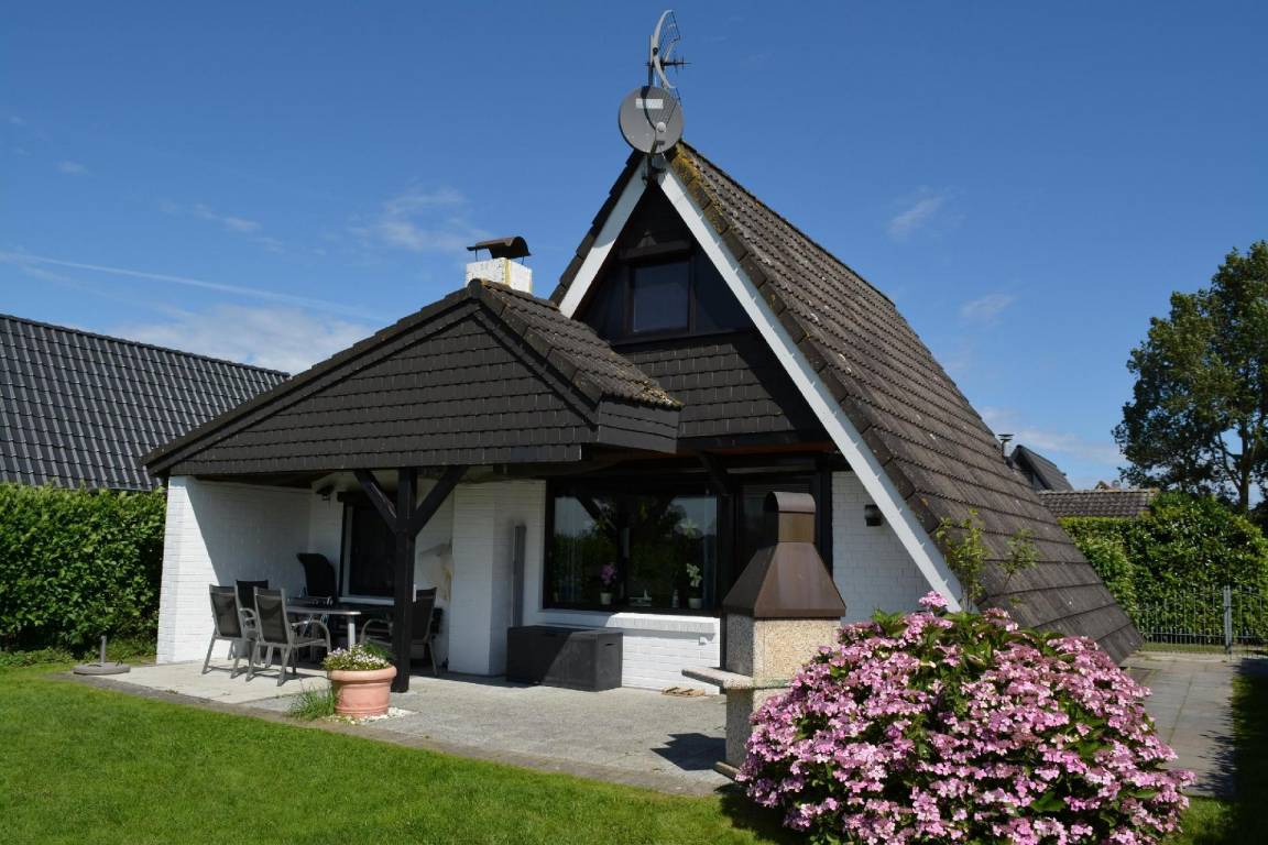 75 M² Ferienhaus ∙ 3 Schlafzimmer ∙ 5 Gäste - Butjadingen