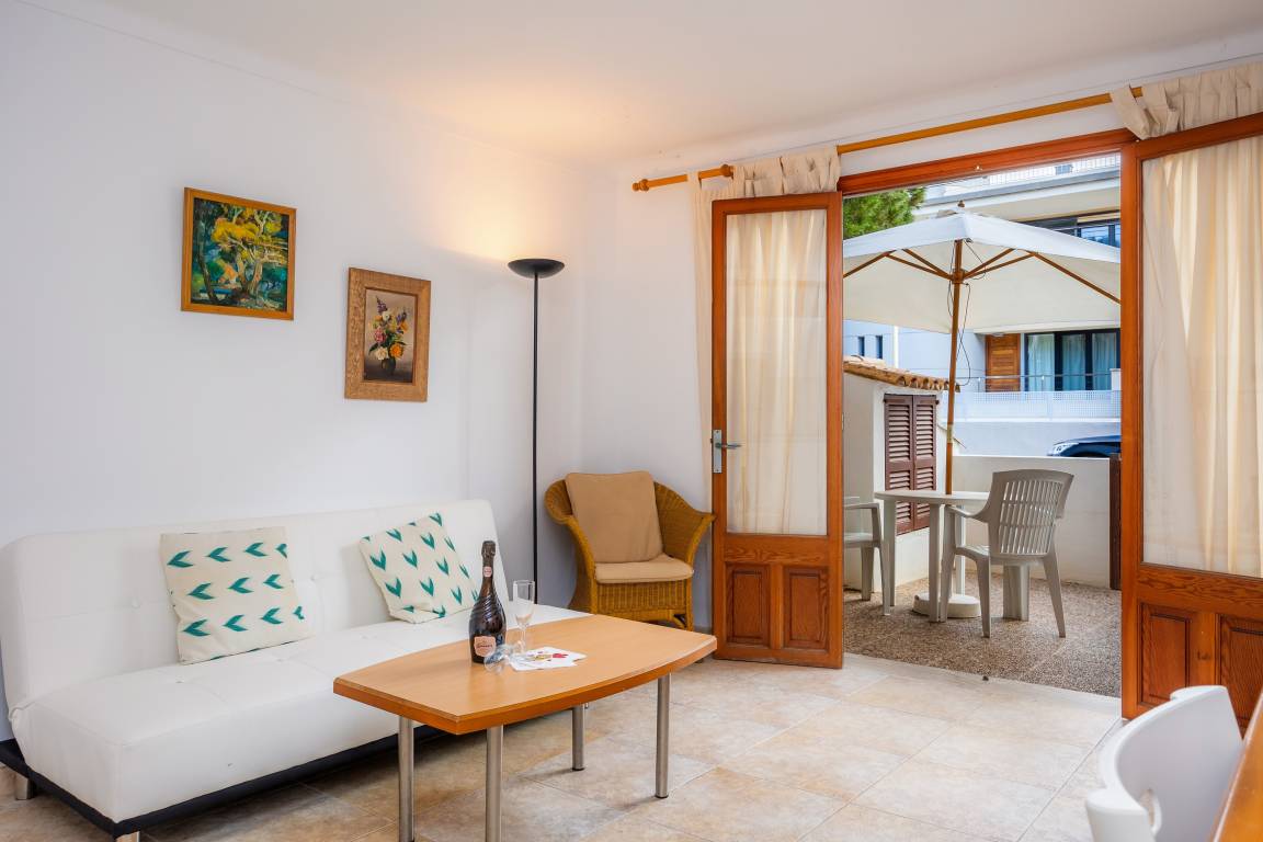 55 M² Ferienwohnung ∙ 1 Schlafzimmer ∙ 2 Gäste - Cala Mesquida