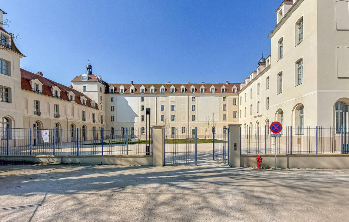 27 M² Appartement ∙ 1 Chambre ∙ 2 Personnes - Claye-Souilly